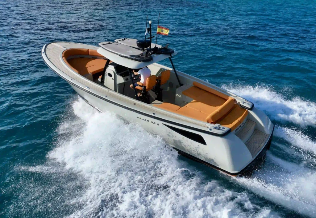 Wajer 38S Rental | Motorboat Ibiza, Formentera & Mallorca | VeryBoat