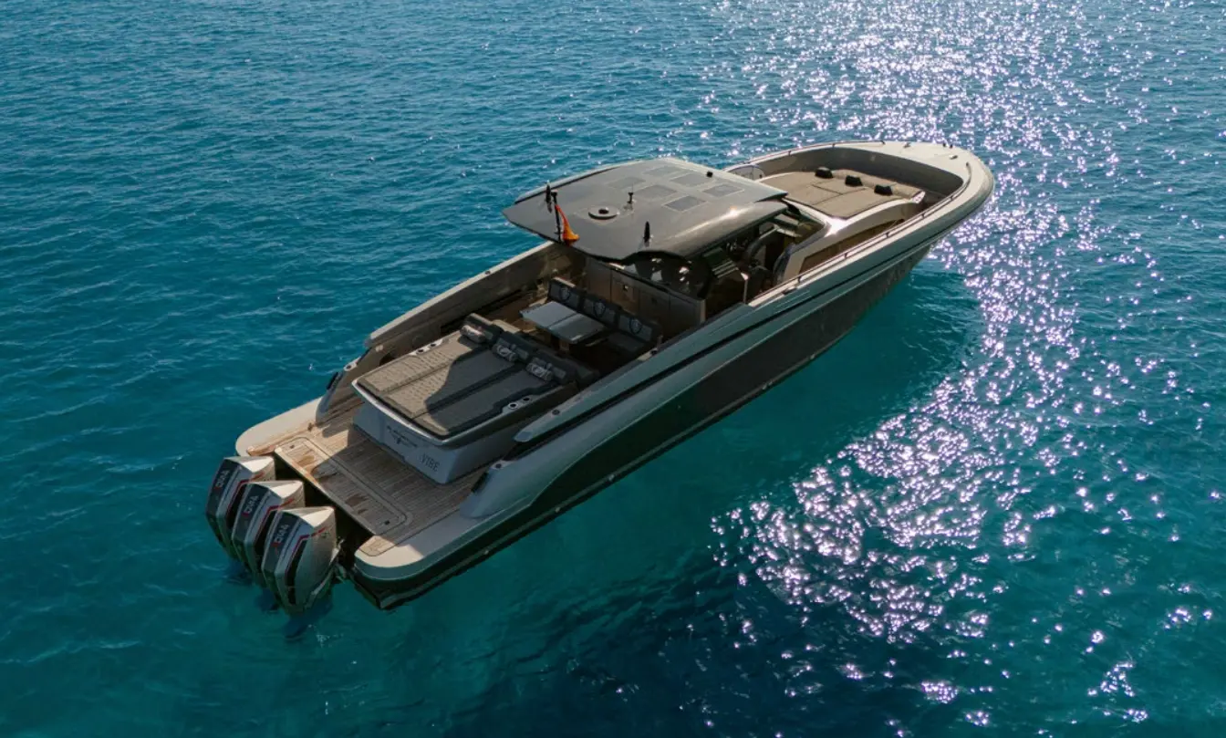 CANADOS 49 "VIBE" - Very boat
