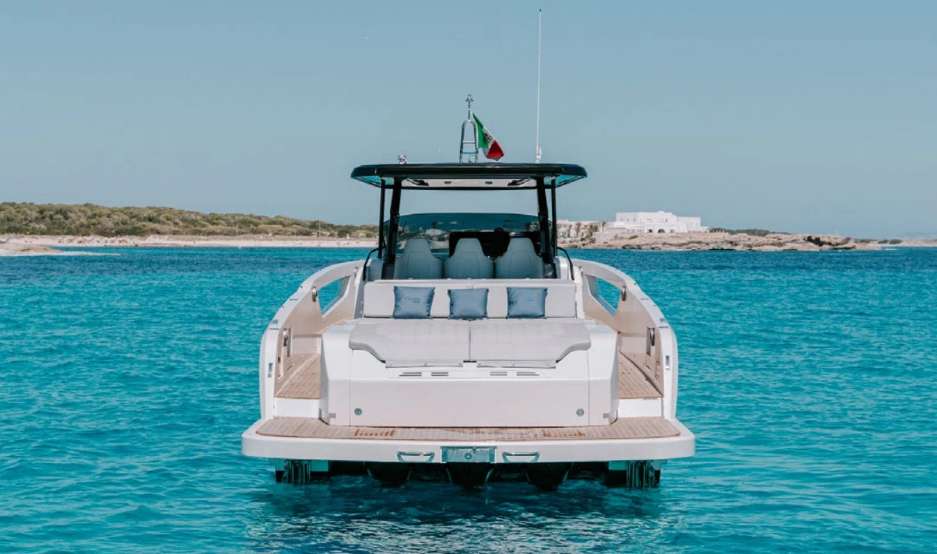 CAYMAN 40 "CAIMAN" - Very boat